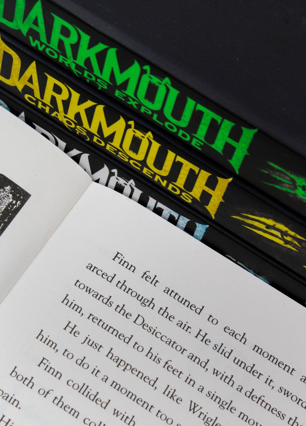 Darkmouth 4 Books Collection Shane Hegarty (Darkmouth, Worlds Explode, – Lowplex Books